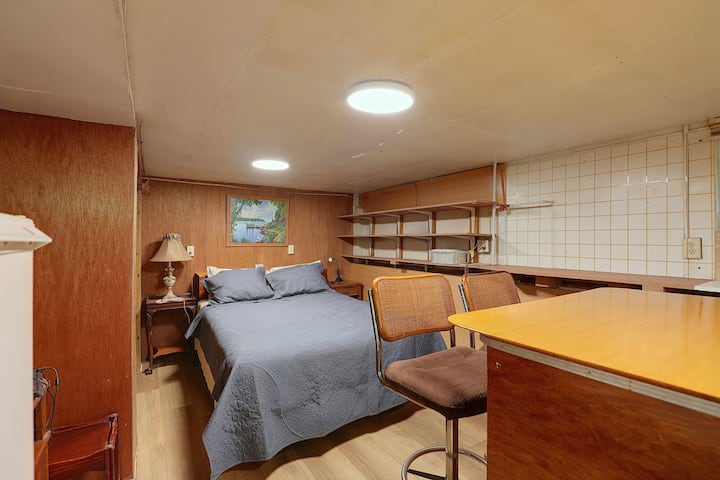 Studio Guest Suite Outside Baltimore - Parkville, MD