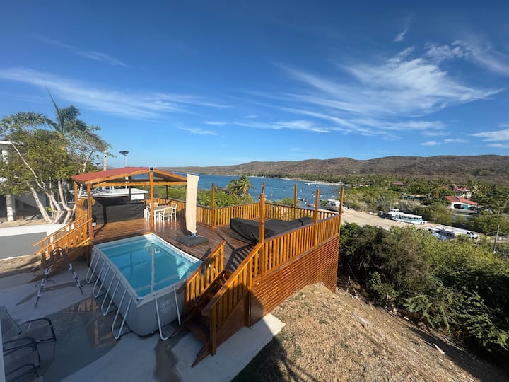 Gilligans Island Escape - Yauco