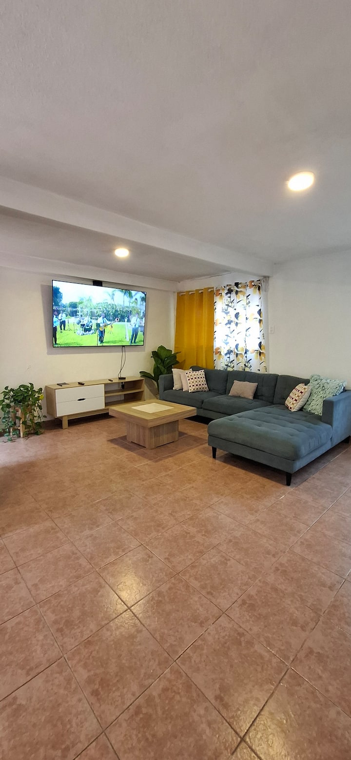 Linda Casa Y Amplia Para Familias Numerosas. - San Cristóbal de las Casas
