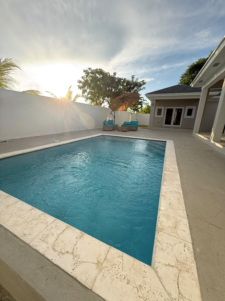 Jts Hideaway - Nassau