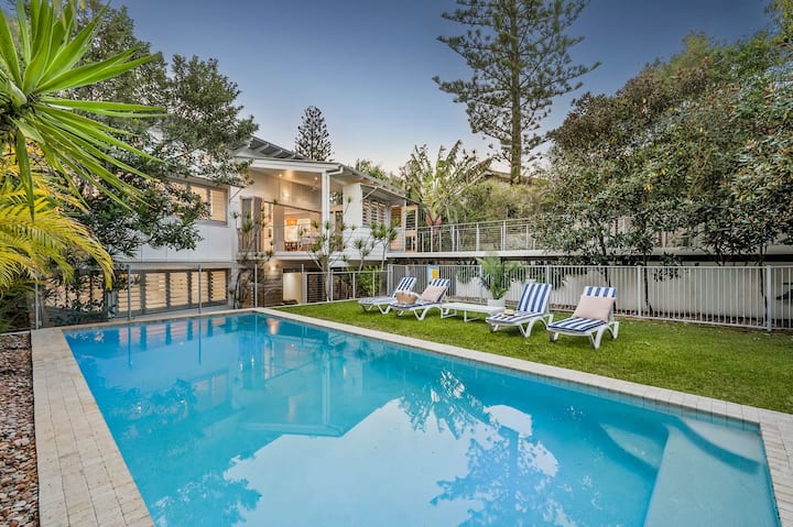 20 Adams Street - On The Deck - Sunshine Coast