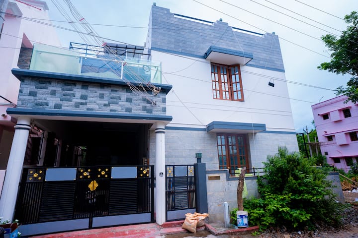 Abi Stay - Madurai