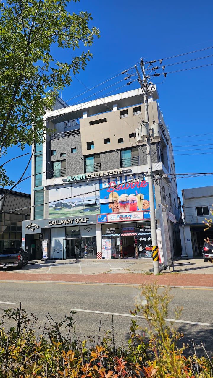 휘게하우스4(복층)애견동반 - Sokcho-si