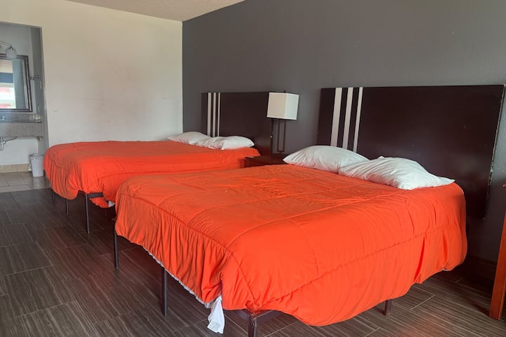 Blue Way Inn Rosenberg - Standard 2 Queen Beds Ns - Richmond, TX