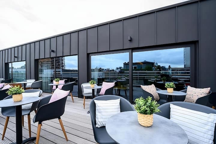 4 Studios For 12 | Kitchens In Central Antwerp - Antwerp