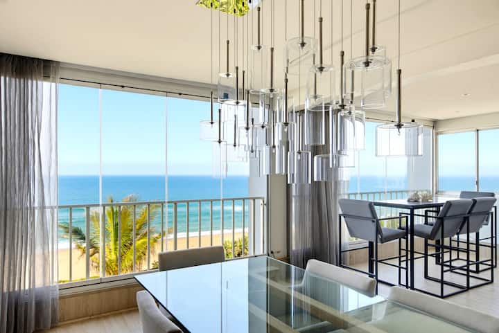 3br Coastal Elegance & Ocean Views + Beach Access - Umhlanga