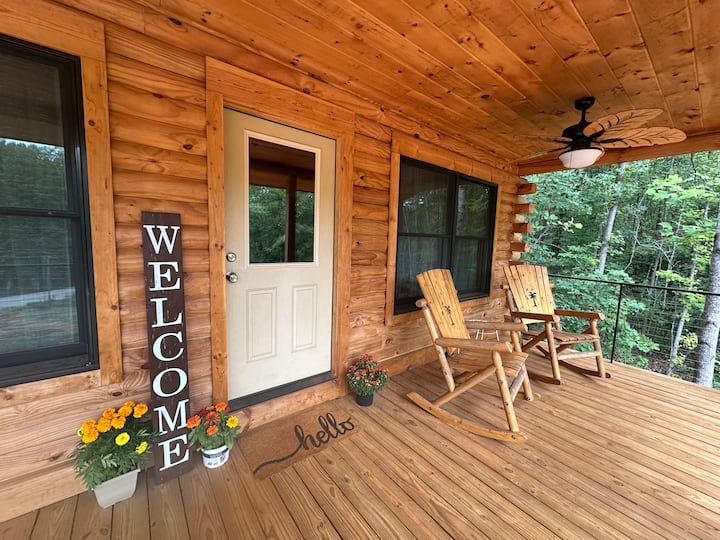 Fireflies & Honey Retreat - Travelers Rest, SC