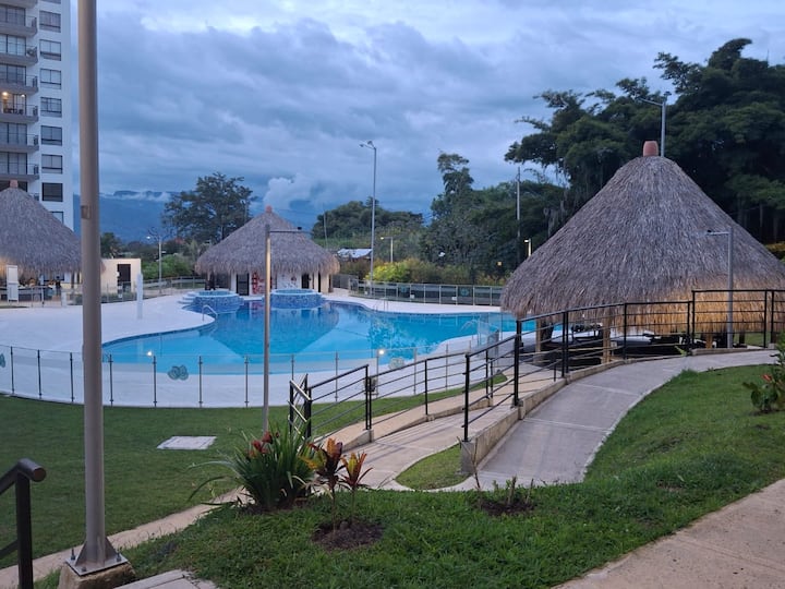 Apto Familiar Con Balcón, Piscina Y Cocina - Fusagasugá