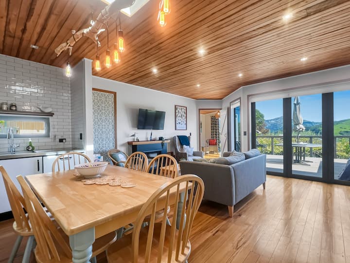 1 Bed Luxury Retreat, 5 Min Walk To Beach & Shops - Akaroa