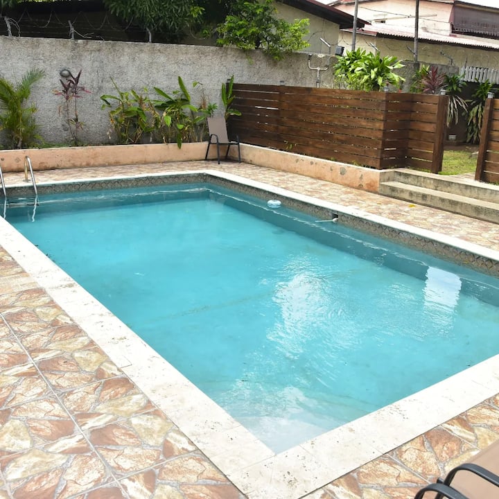 Delux Presidential - Jamaica
