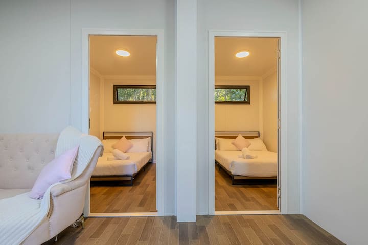 Stylish Coffs Harbour Retreat Near Beaches & Town - Coffs Harbour, Australia