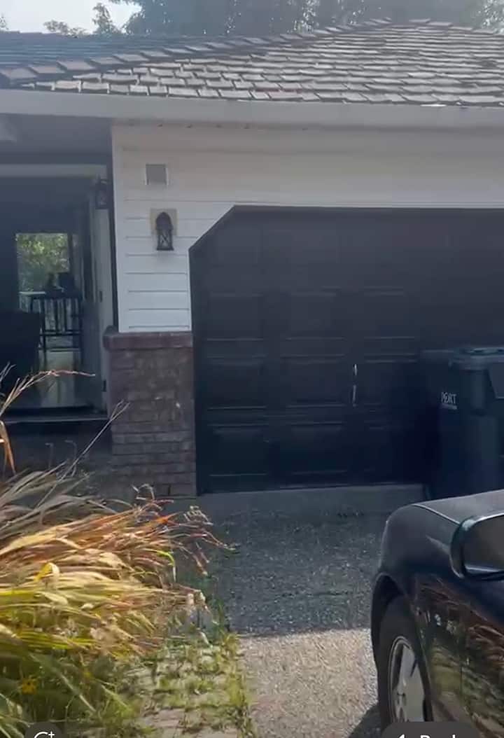 Cozy Private Stay In Port Coquitlam - Coquitlam
