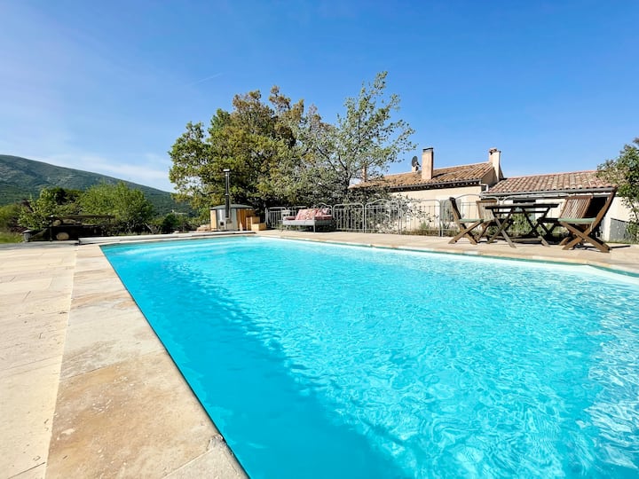 Gîte Dans Les Bois Avec Piscine Et Bain Nordique - Malaucène