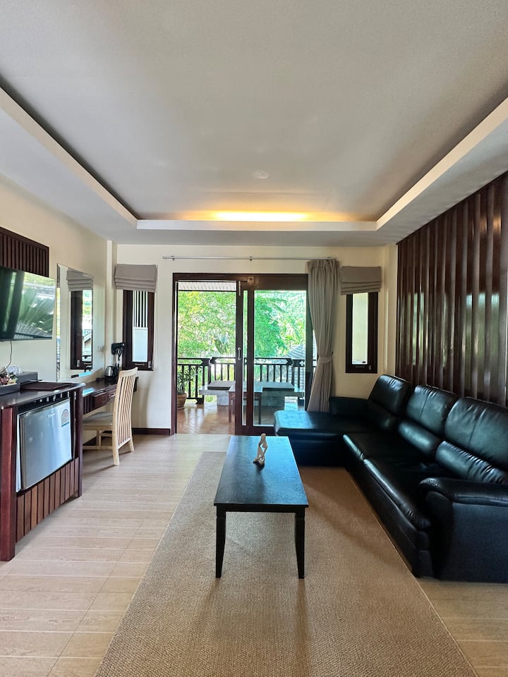 Family Suite · 3 Beds, Living Area · Koh Tao - Koh Tao