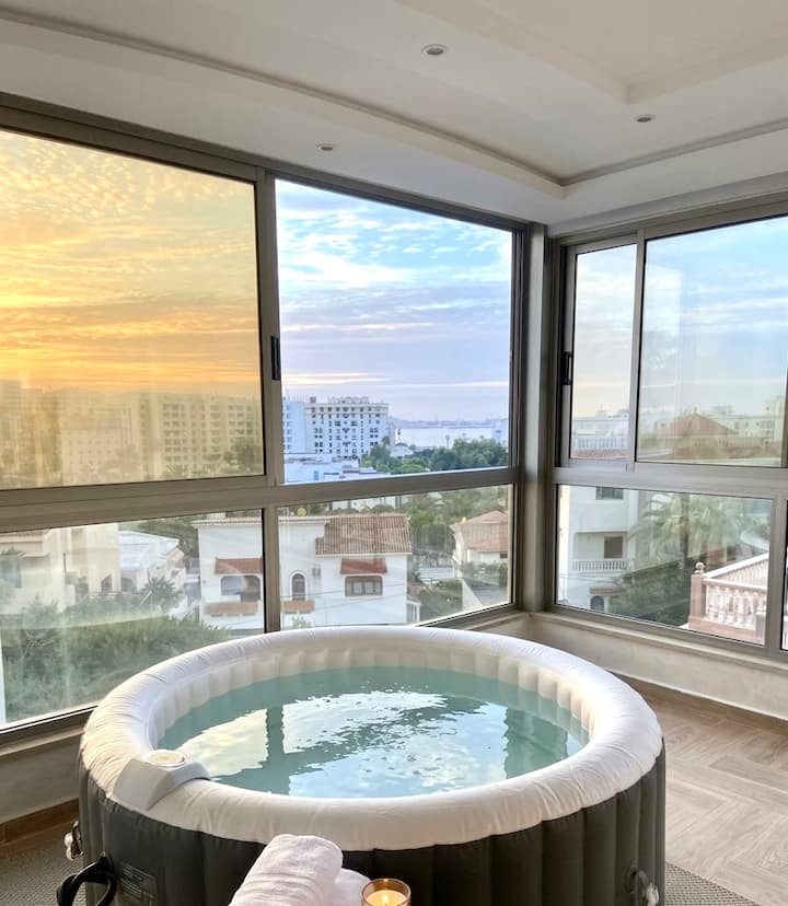 Spacious Villa Near Beach & Downtown - Tánger