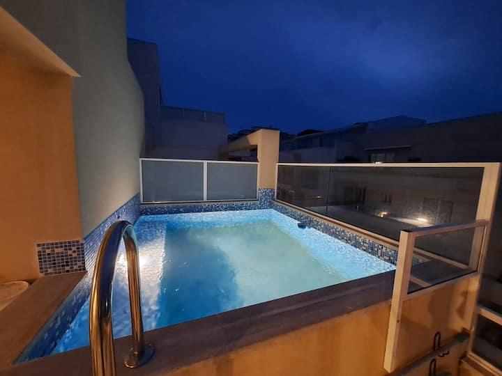 Ortigia Penthouse | Private Pool | Sea View - Malta