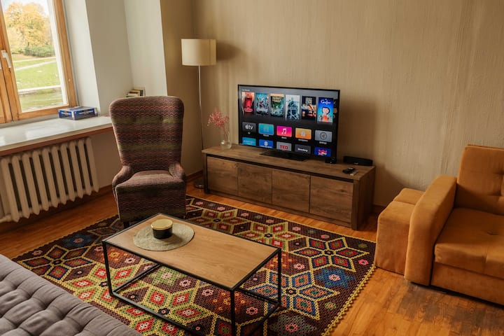 Old Town Riverside Apartment | Retro Vibe - Vilnius