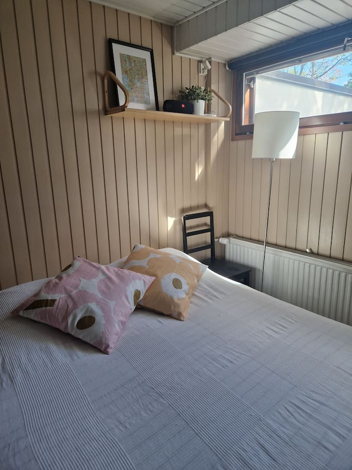 A Clean & Private Studio With Great Connections - Helsinki
