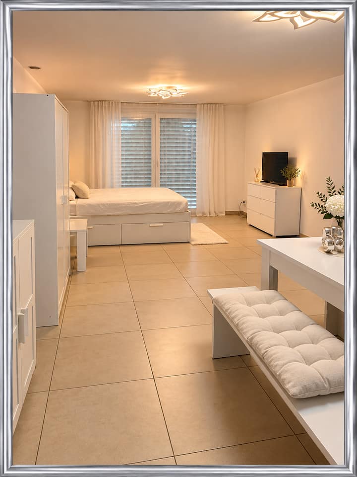 Modernes Studio Mit Separatem Eingang & Garten - Zurych