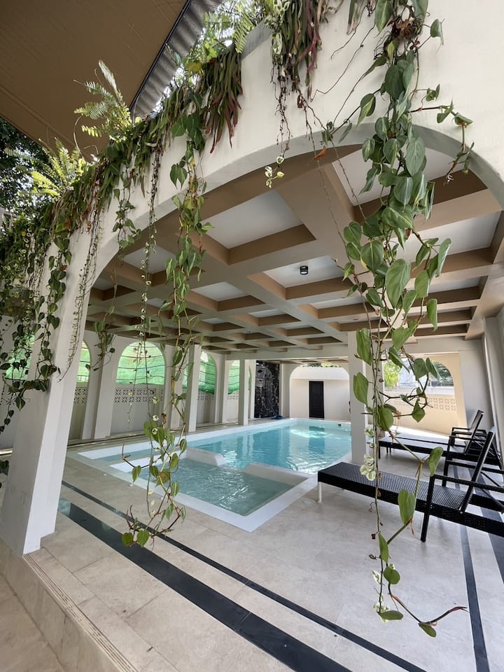 Indoor Pool Villa · Rooftop · Near Cnx Airport - Thailand