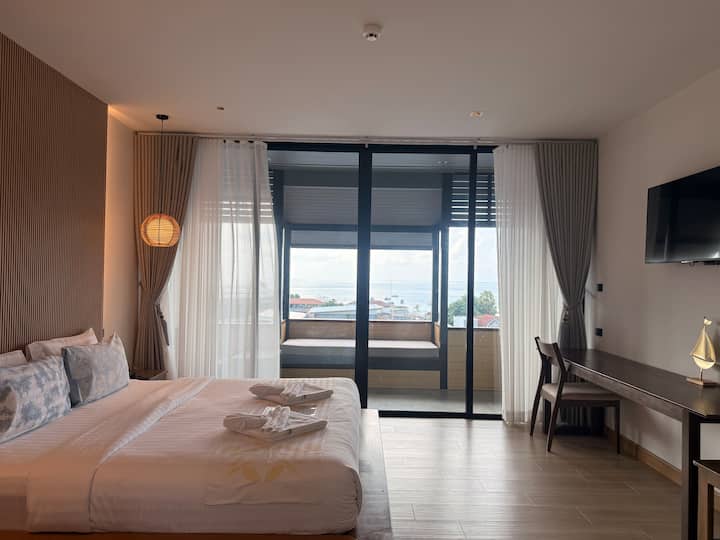 Sea View Balcony Room · King Bed, Rain Shower - Ko Tao