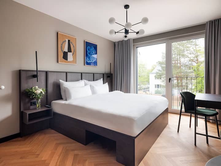 Numa | Xl Studio W/ Kitchenette & Sofa Bed - Munich
