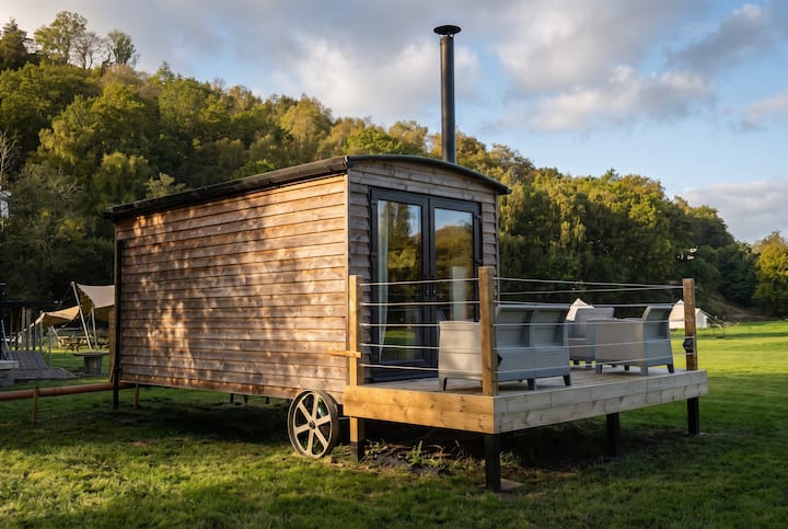 Cosy Shepherds Hut | Countryside Escape - カーディフ