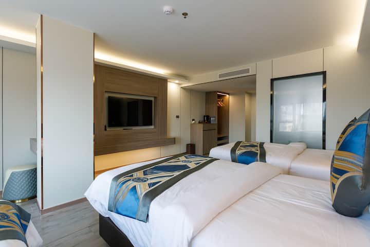 Serviced Apartment-3 Single Bed - Bangkok