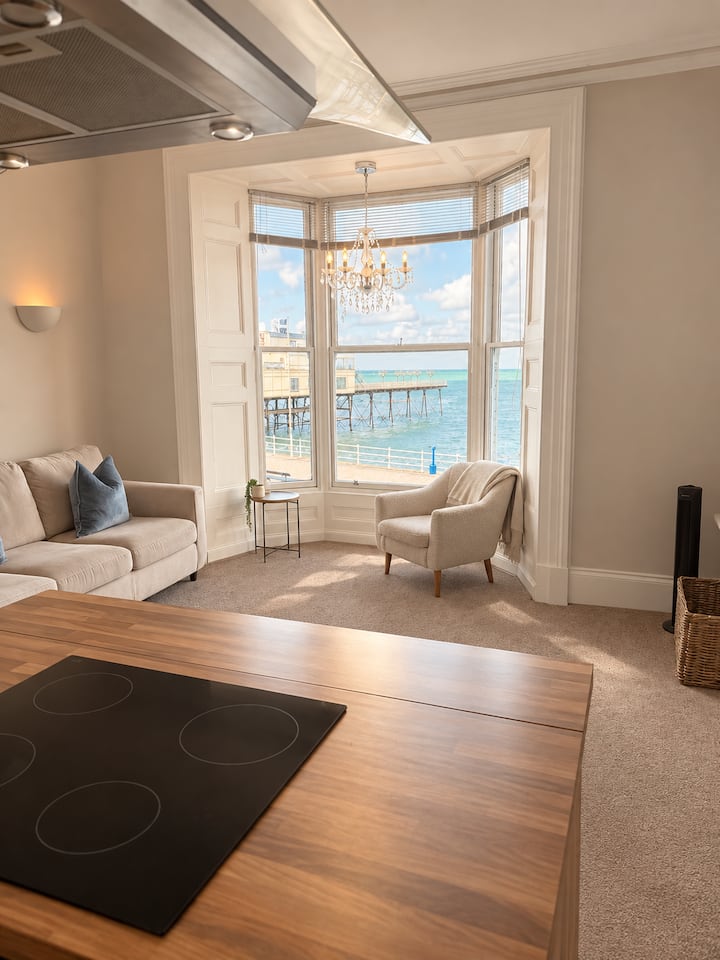 Luxury Seaside Accommodation. Swn Y Mor 6 - Aberystwyth