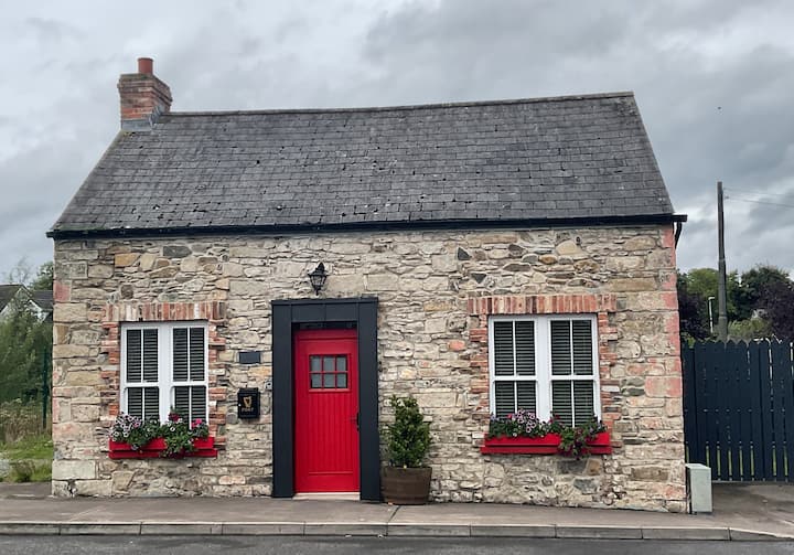 Cottage Sleeps 5 With Parking And Garden - Monaghan