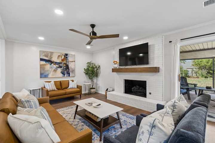 Beautiful Bungalow On Baird- Quiet, Near It All - Edmond, OK