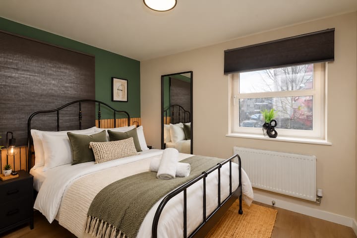 2br Flat - Cardiff