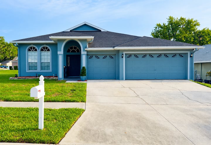 Private Family Retreat | Comfort & Relaxation - Zephyrhills, FL