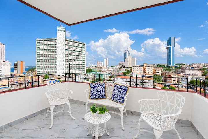 Havana Linda | Balcony | Views | Free Wi-fi - Havana