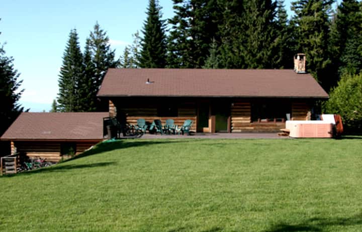 Idyllic Log Cabin With Private Hot Tub In Mount - Cooper Spur Mountain Resort, OR