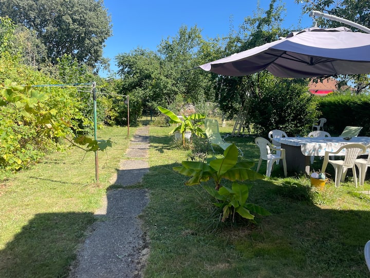 Montlucon, Centre De La France, Logement Entier - Montluçon