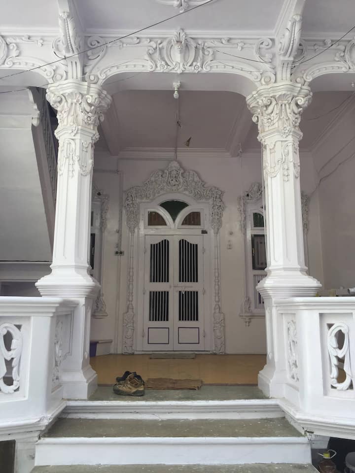 A Royal Gujarati Haveli With Timeless Heritage - Anand
