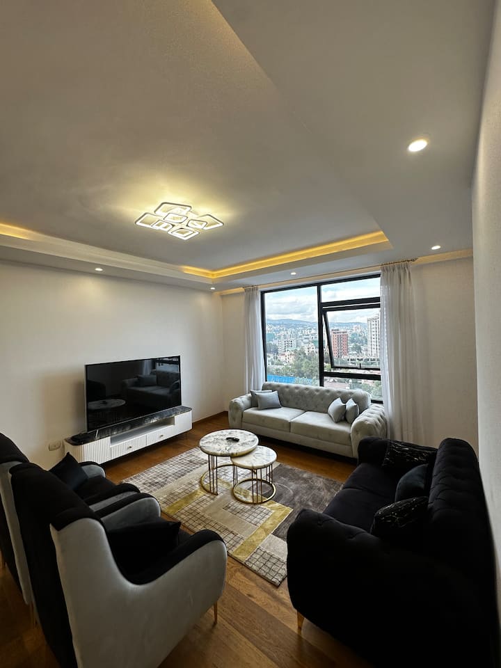 Its A Beautiful Apartment With A City View - Addis-Abeba