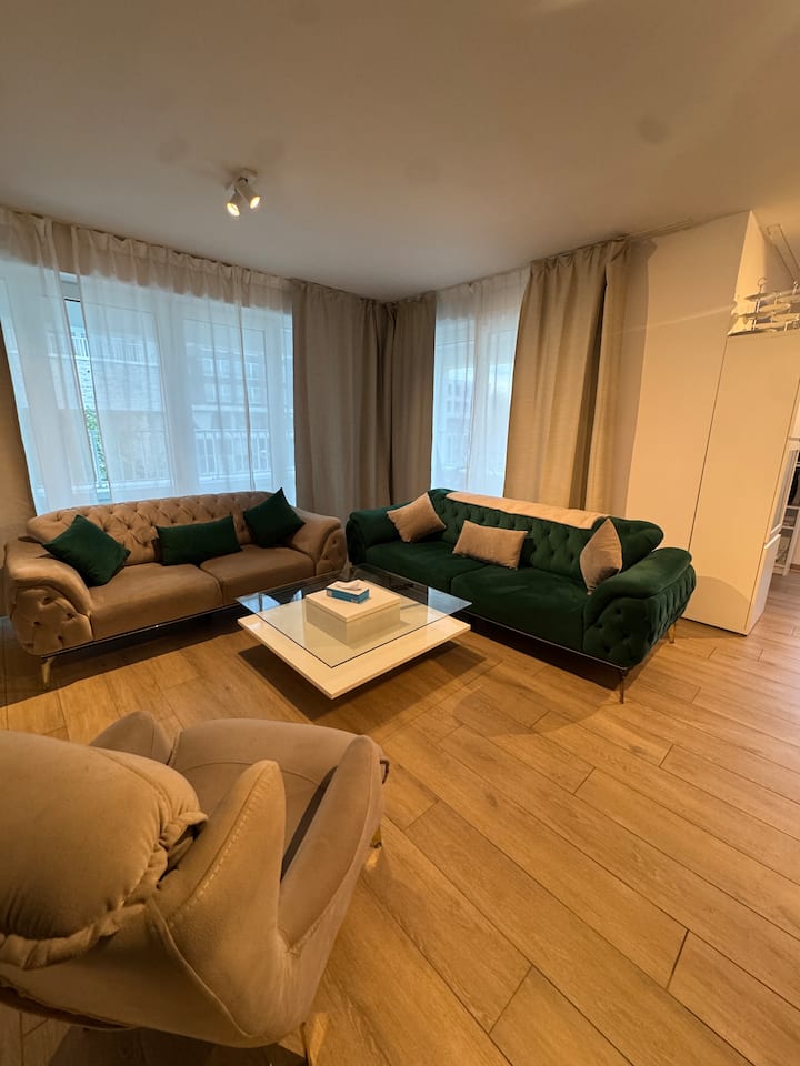 Appartement Chic Avec Terrasse Et Parking Privé. - Bruselas