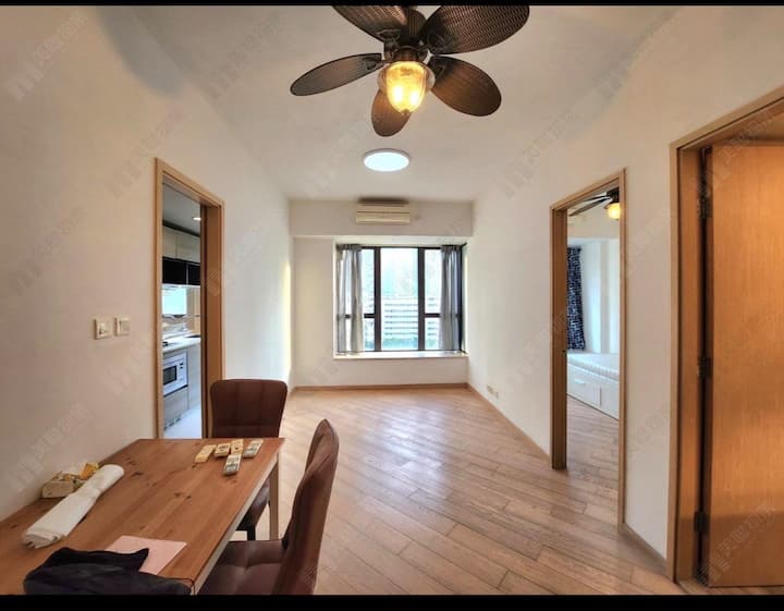 Flat Available, Near The Airport - Hong Kong