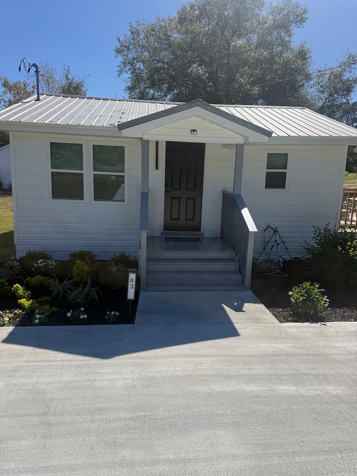 The Cottages Wickburg Ala
Fully Remodeled - Dothan, AL