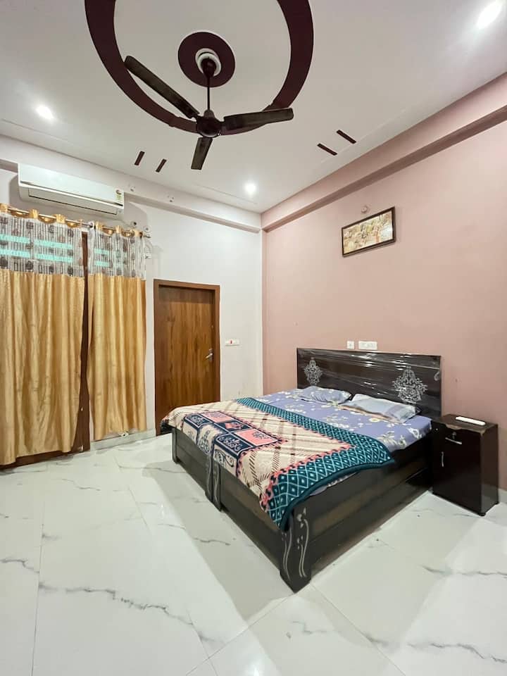 Hotel Daimond Inn - Lucknow