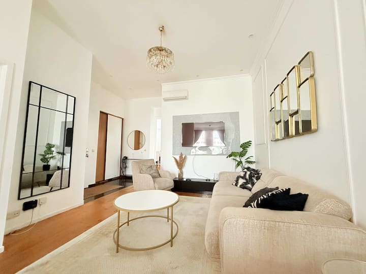 Spacious Brussels Retreat For Families & Groups Ne - Brussels