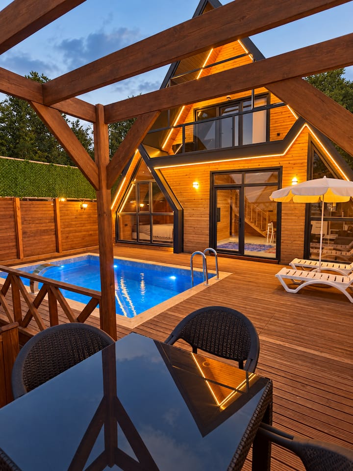 Golden Sapanca 2+1 Sıcak Havuzlu Bungalov - Türkei