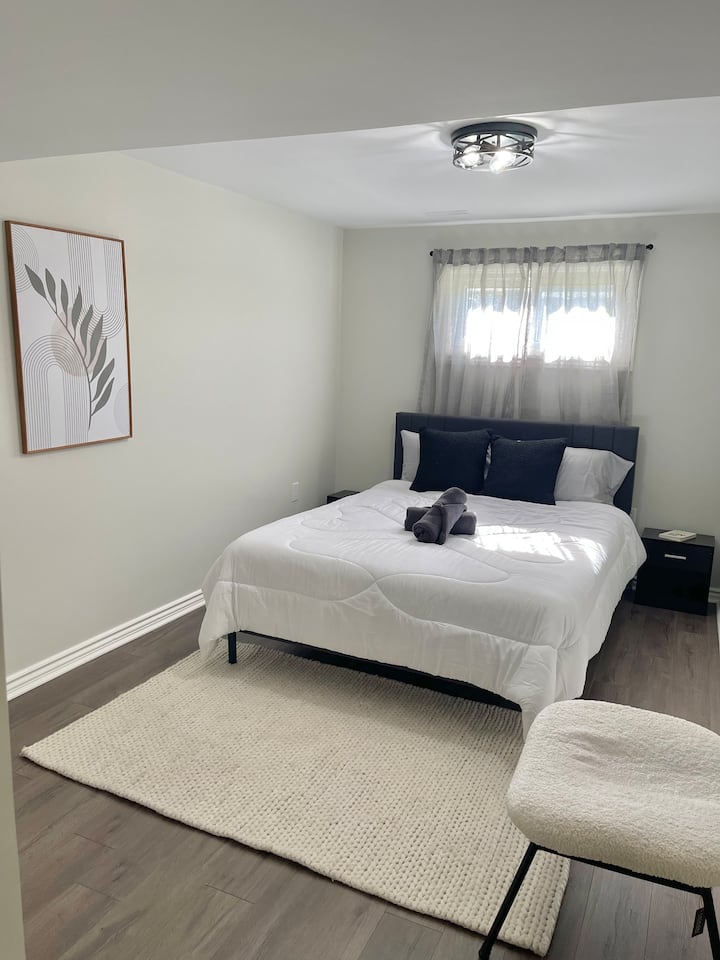 2 Bedroom Private Suite - Welland - Welland