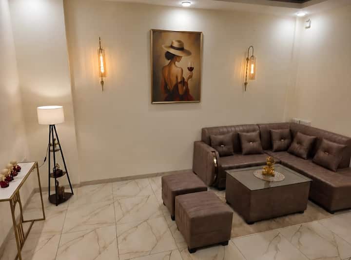 Sukoon Stays | Luxe 1 Bhk | Omaxe Royal Residency - Ludhiana