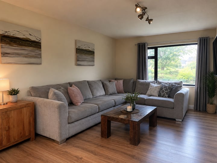 Spacious 3 Bed Home In The Heart Of Wicklow Town - Wicklow