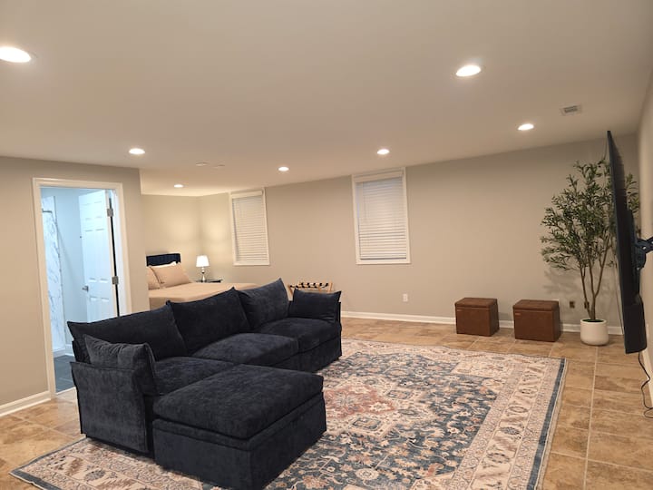 Cozy Bsmt Suite W/private Entry & In-unit Laundry - Stafford, VA