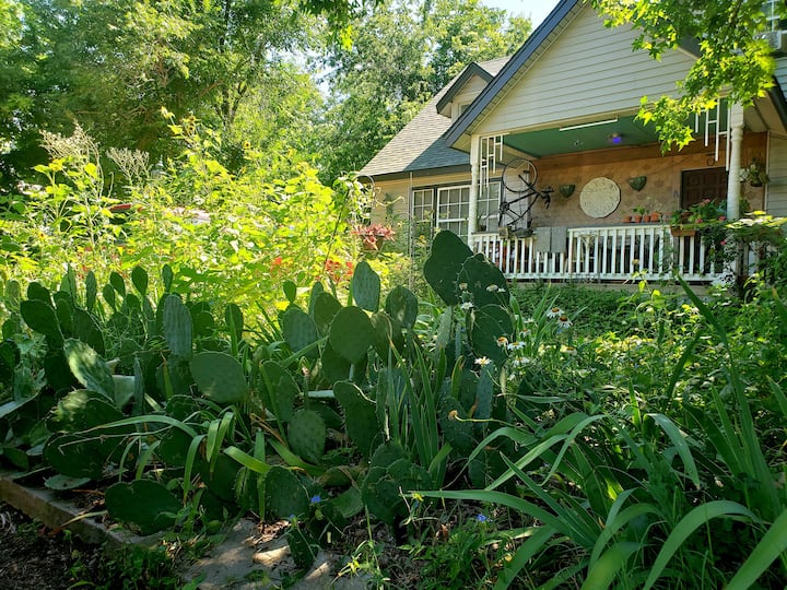 House Of The Uncommons:

'Prohibition-era Brothel' - Norman
