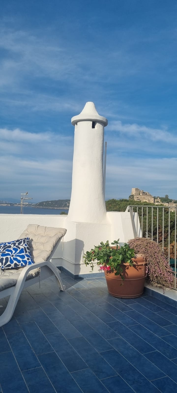 La Terrazza Con Vista Sul Castello Aragonese - Ischia